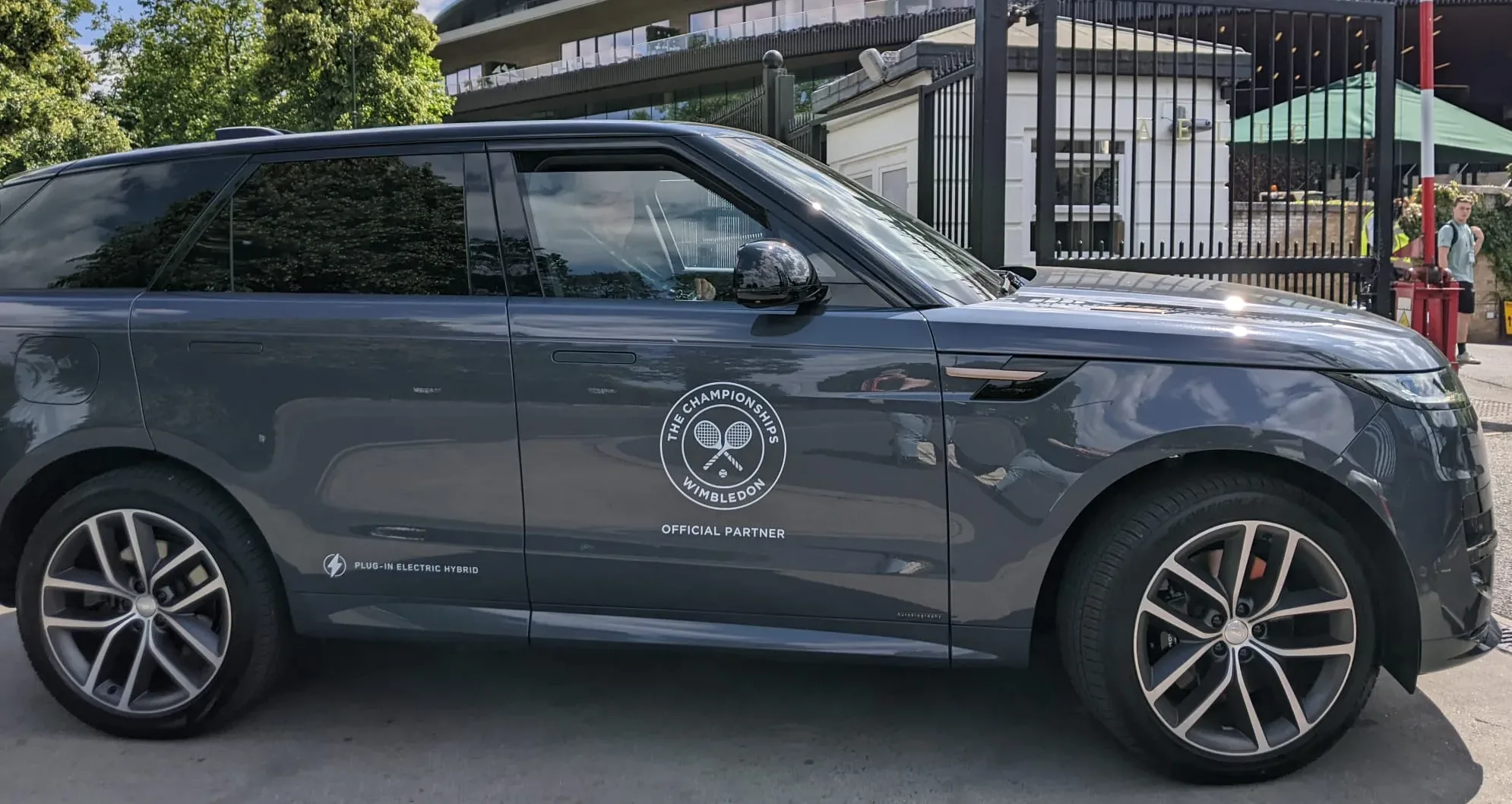 Call to drop Range Rover sponsorship of Wimbledon as SUVs 82% more ...