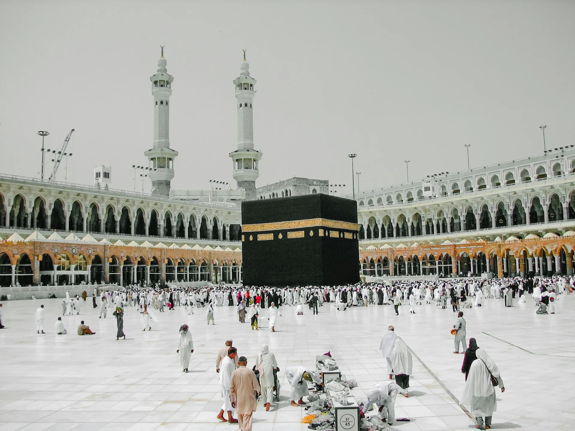 Umrah Ziyarat Guide: 7 spiritual and historical sites every pilgrim ...