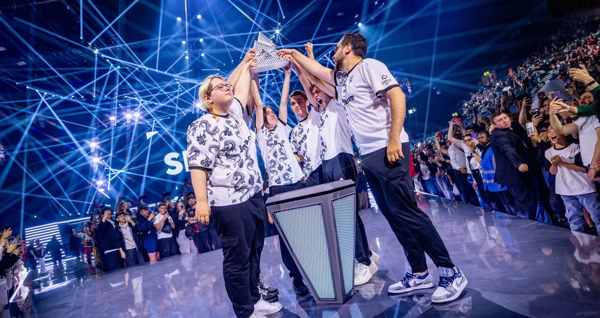 One of the world's biggest e-sports tournaments returns to London this ...