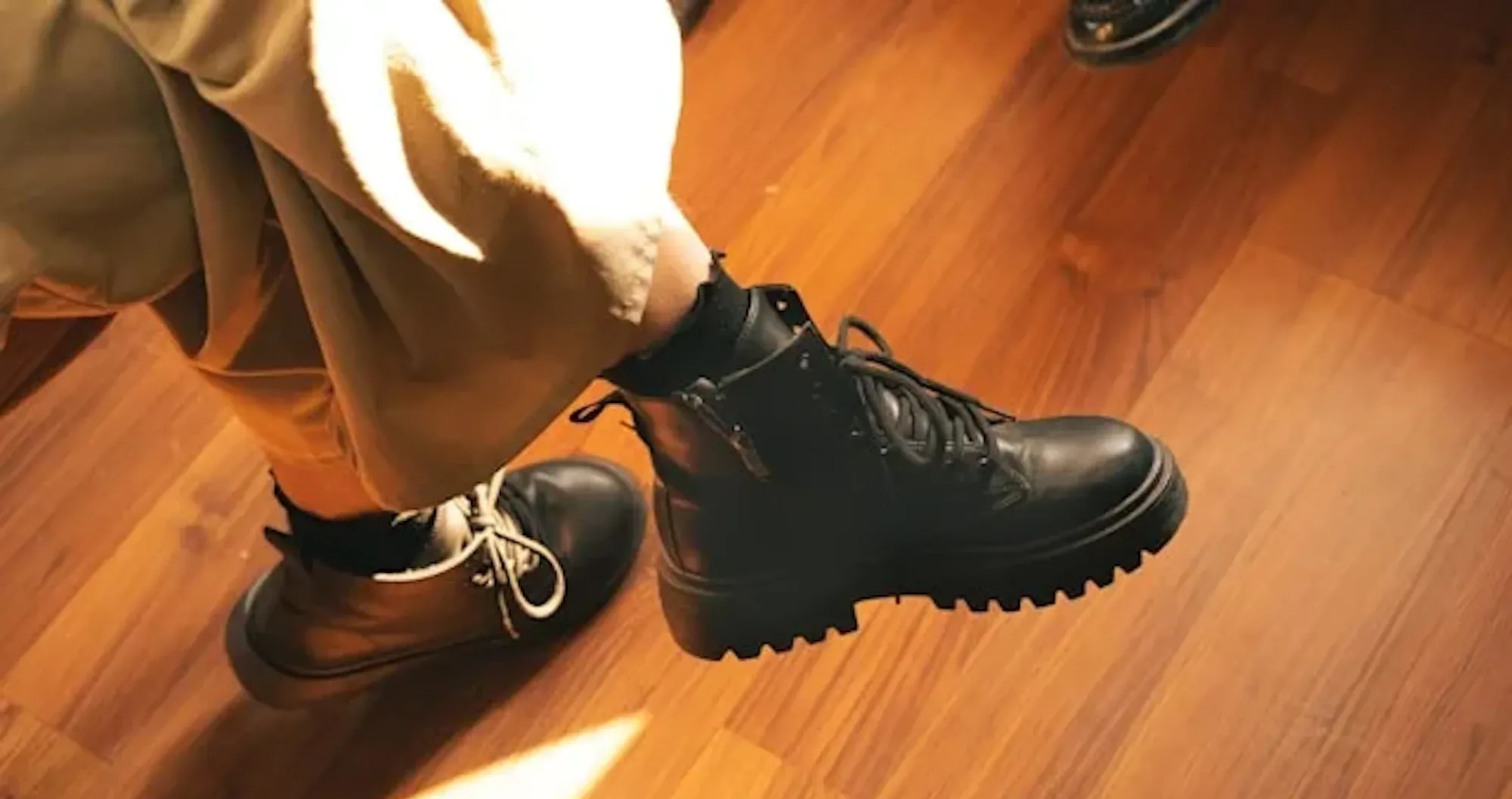 5 ways to keep your feet comfortable at work | London Daily News