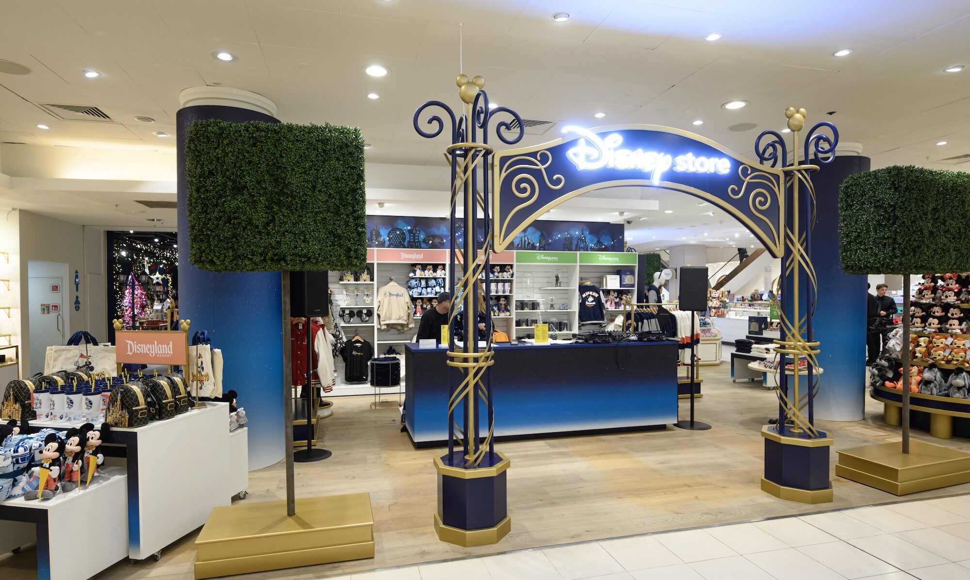 Disney Store opens at Selfridges bringing exclusive Disney Parks ...
