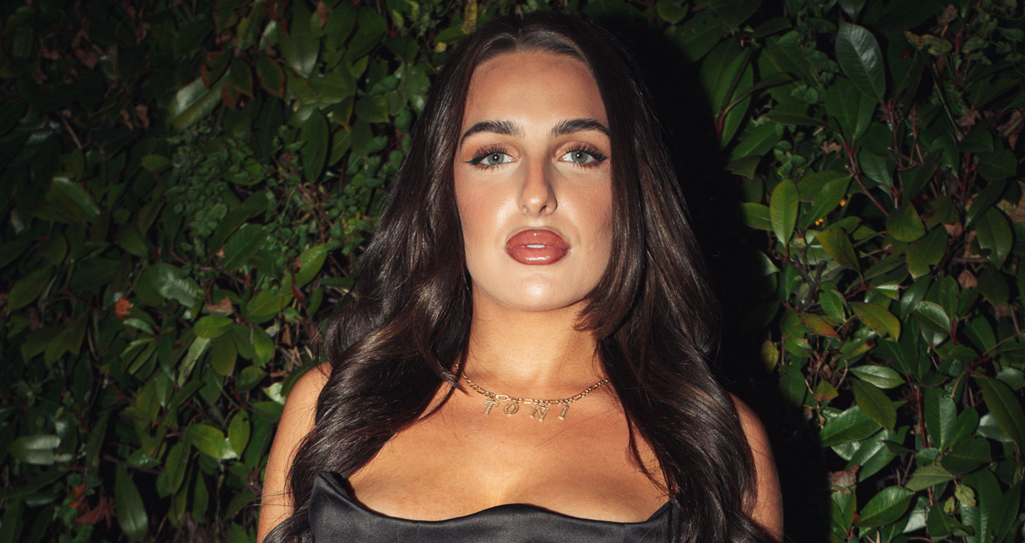 Love Island winner Toni Laites makes her first VIP appearance at NYX ...