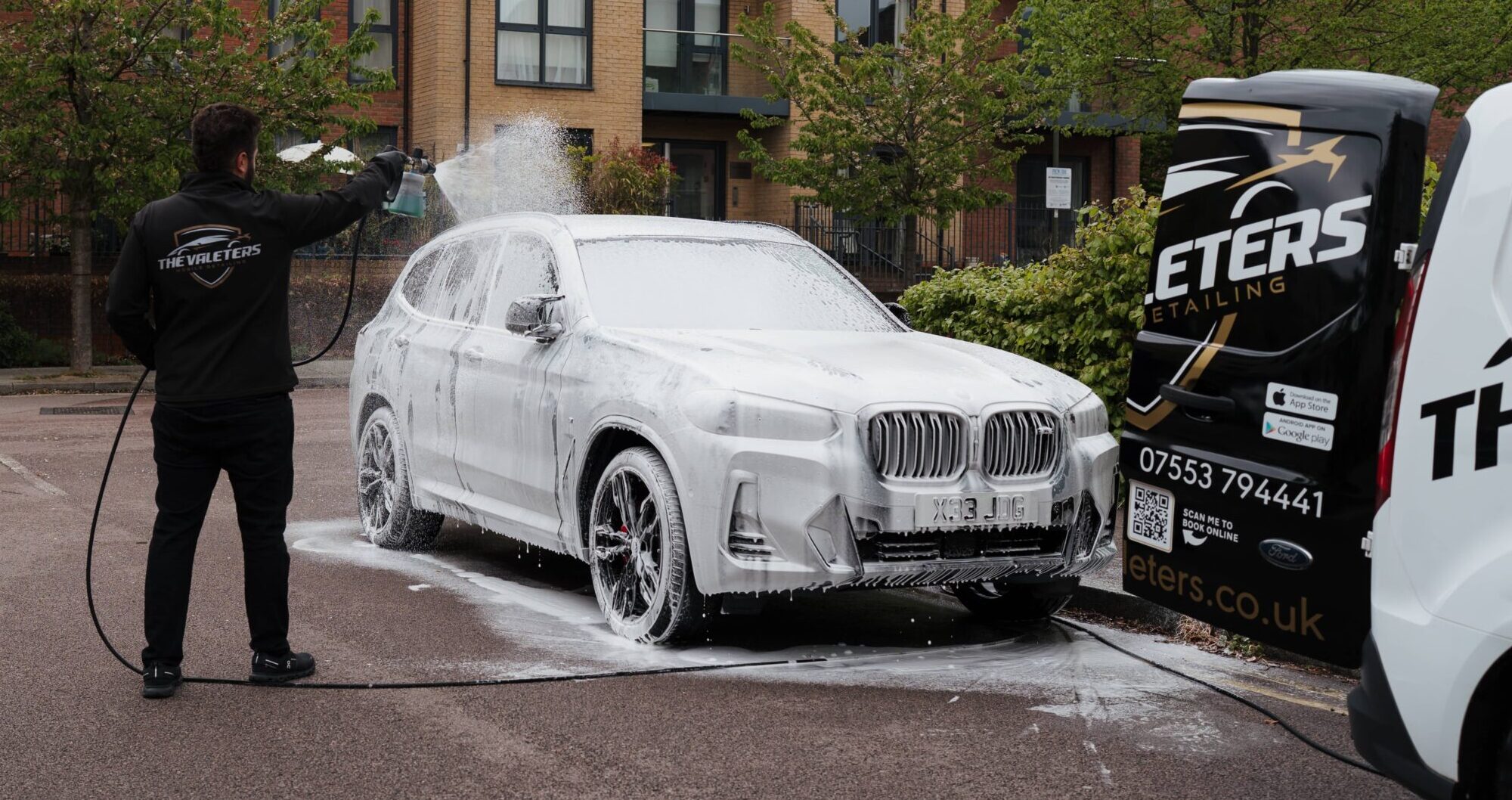 How Much Is a Mobile Car Wash in London?