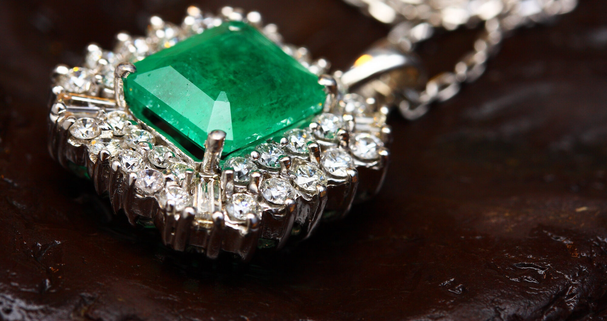 Royal Emeralds aims to become the UK’s leading name in fine emeralds ...