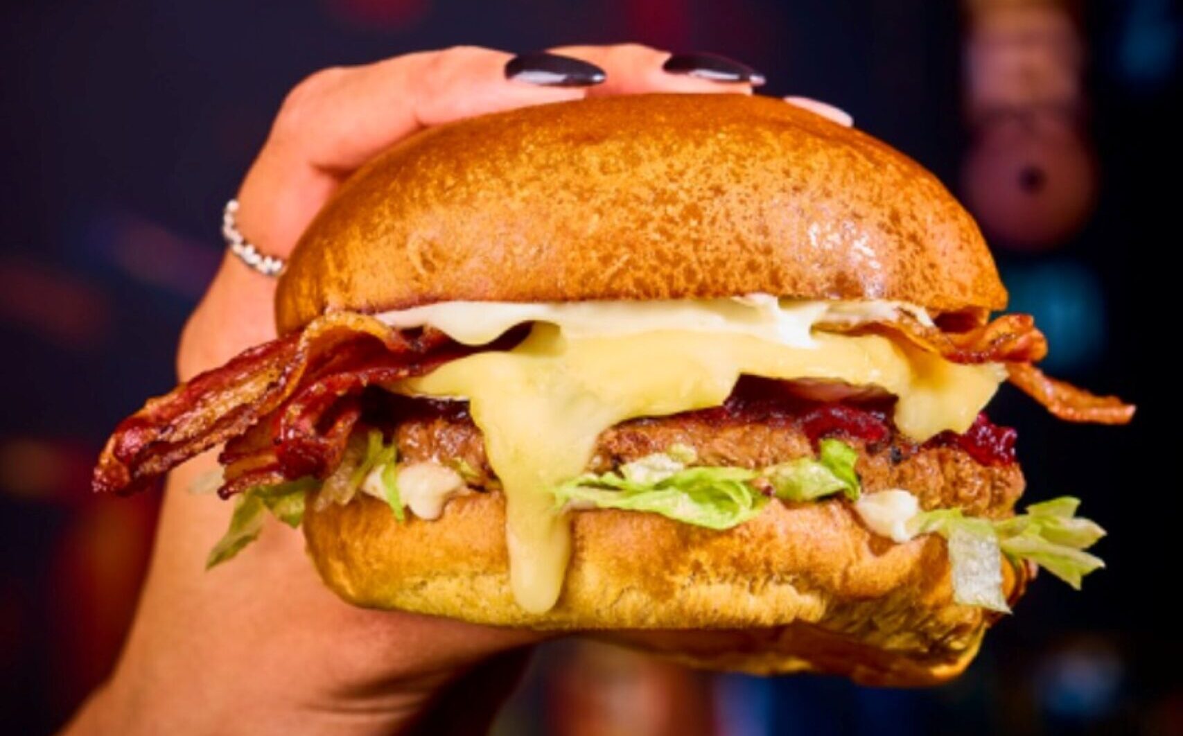 Frankie & Benny’s Christmas pledge – £1 from every holiday burger sold ...
