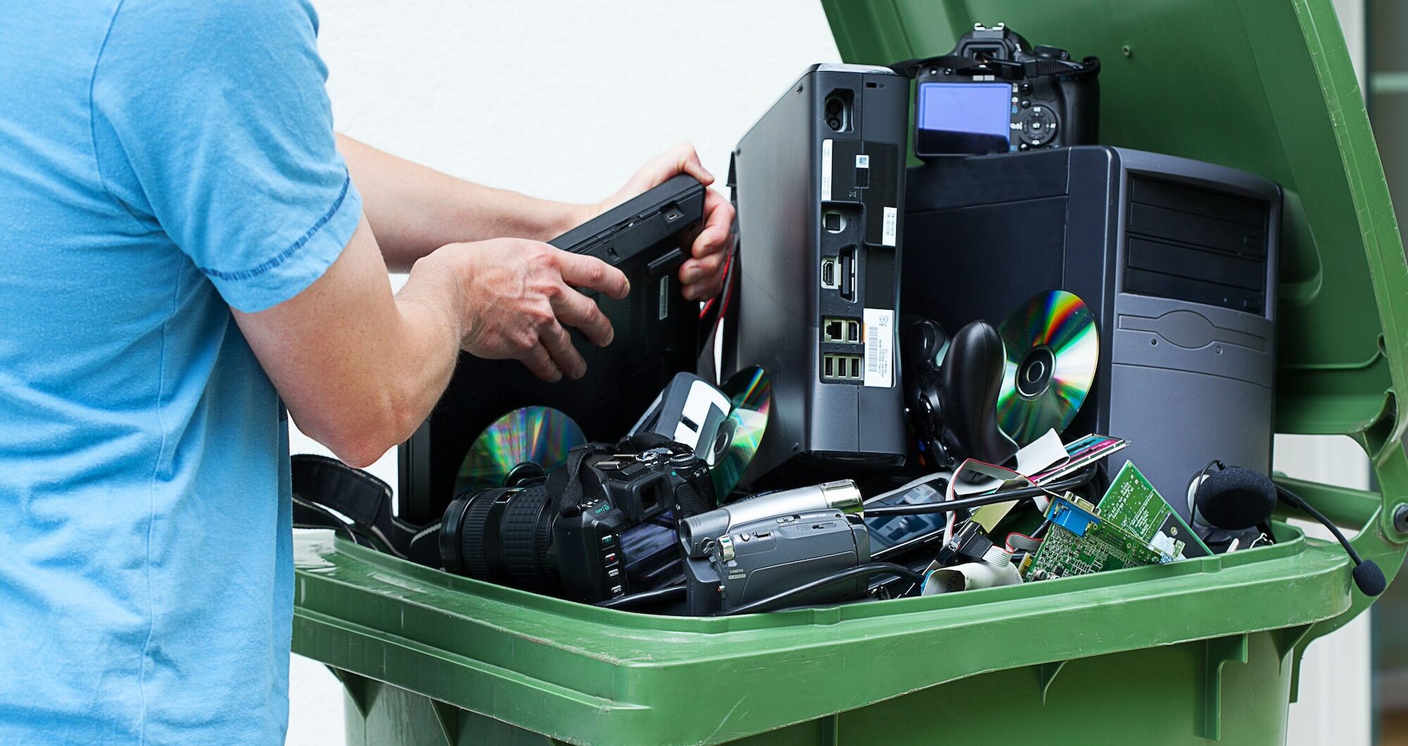 London celebrates success of community based electrical recycling ...