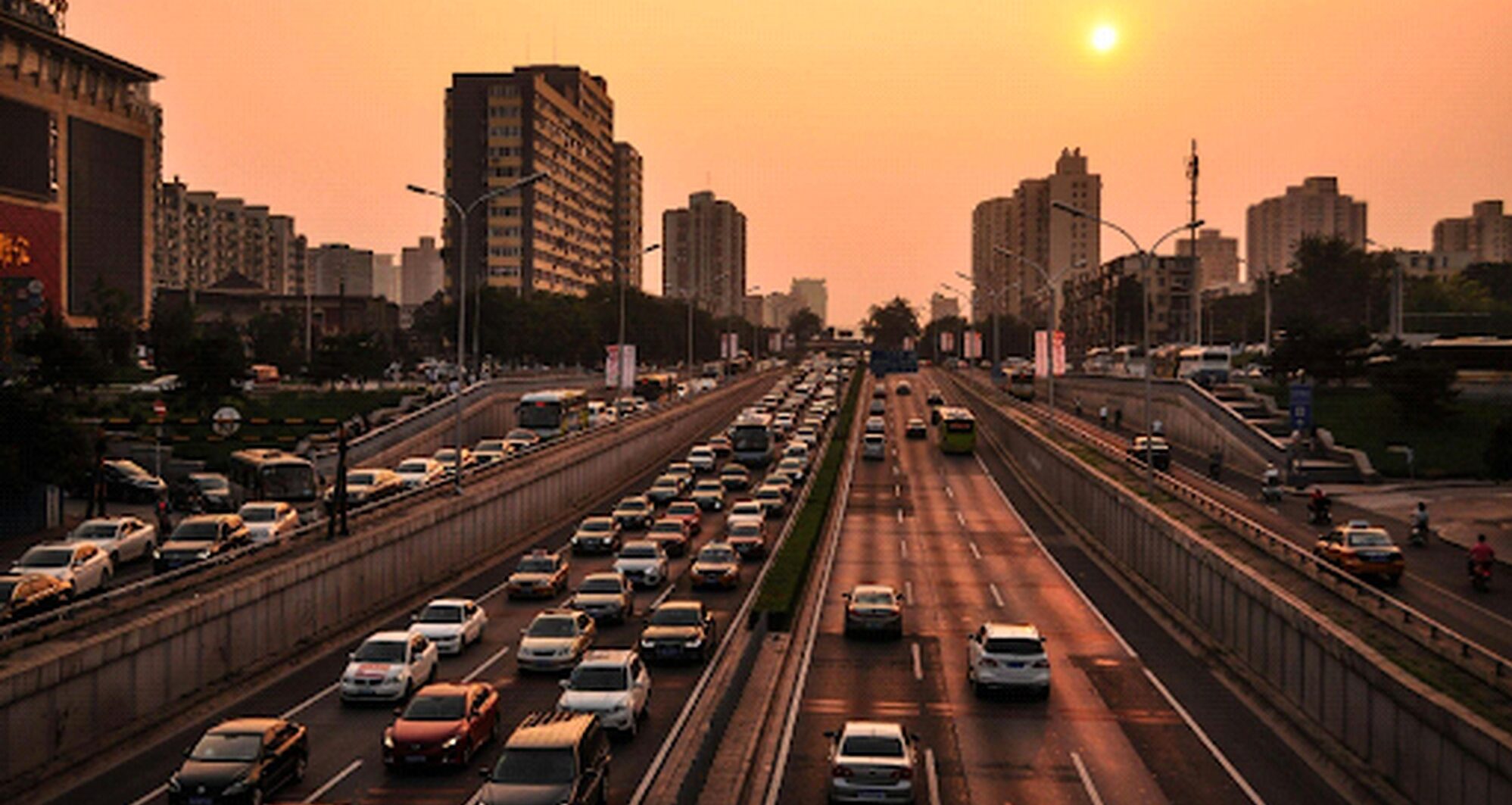 How Connected Car Technology Is Redefining Safety Standards