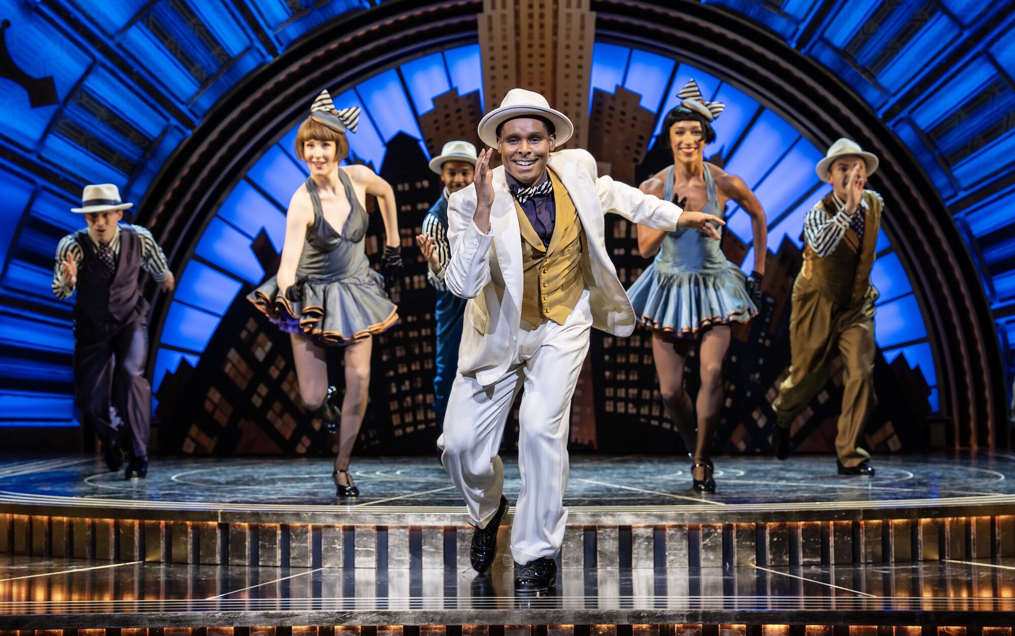 TfL gifts customers with discounts to the biggest West End shows to get ...