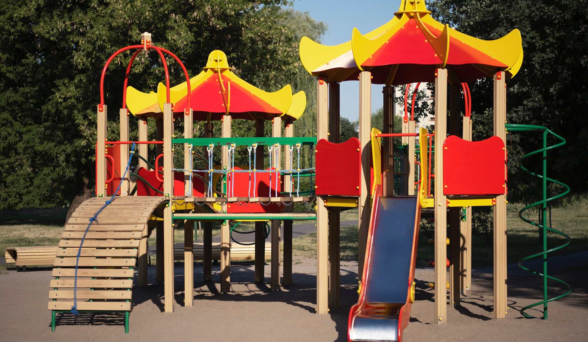 How modern playground equipment builds stronger, smarter kids? | London ...