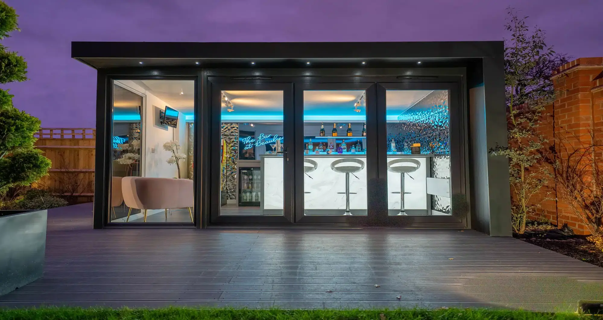 Best Garden bar sheds to transform your outdoor space