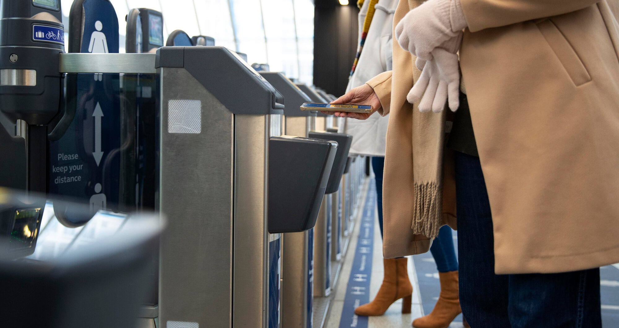 BETTER CONNECTED: Tap-and-go travel across trains, trams and buses ...