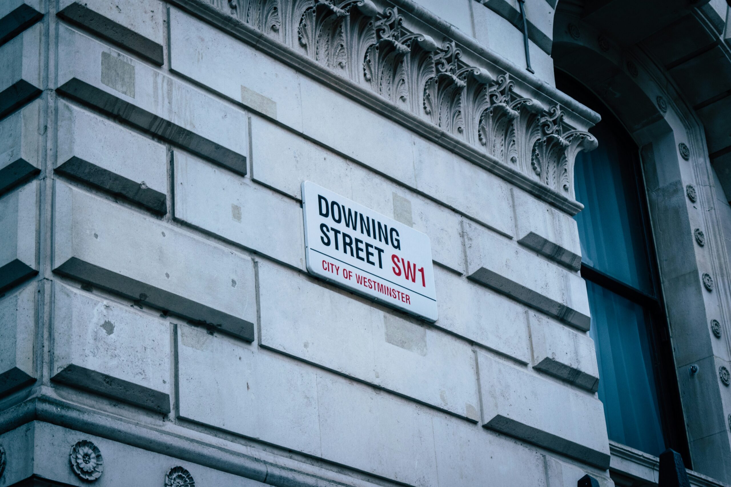 Keir Starmer resignation crisis: Labour on the brink as Streeting quits ...