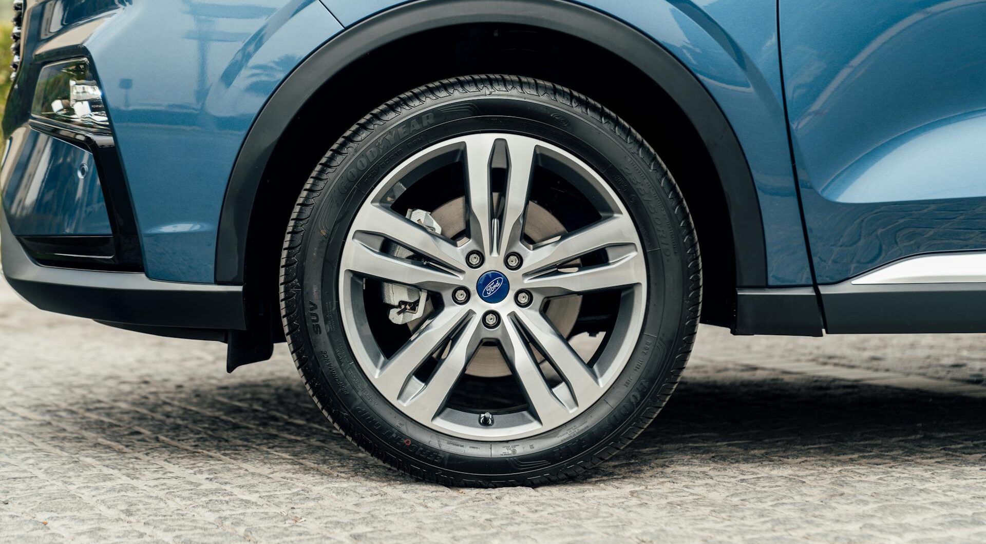 How to choose the right tyres in London for your vehicle | London Daily ...