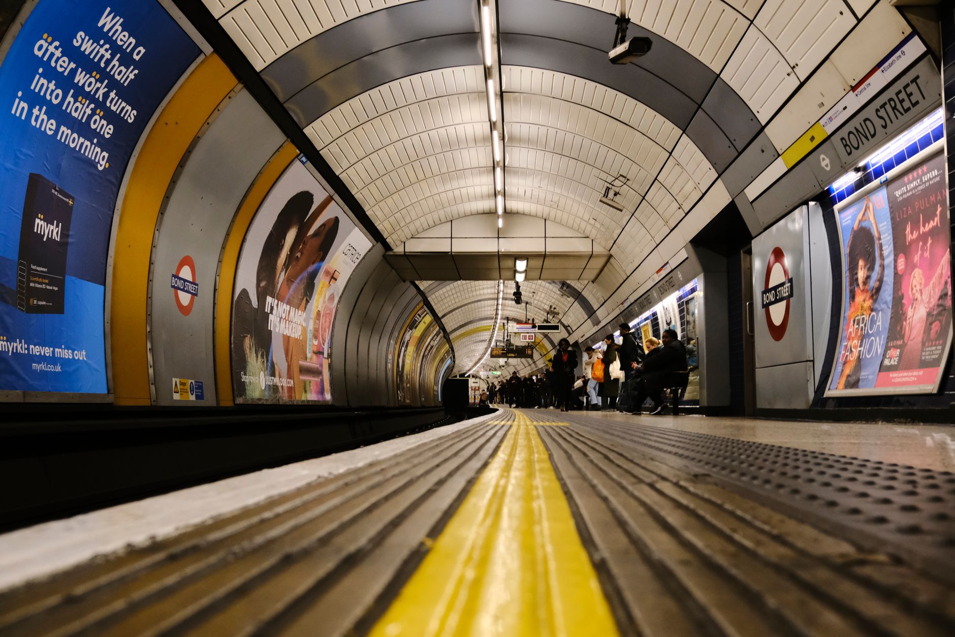 London travel disruption: tube and train closures June 20-21 | London ...