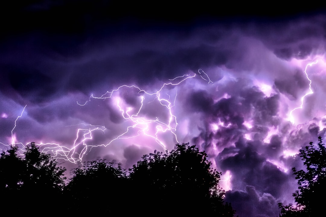 London Thunderstorms Cause Chaos: 400 Fire Brigade Calls, Nine Tube ...